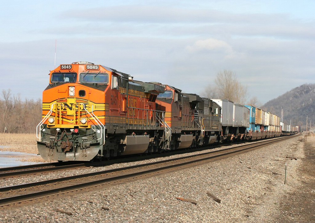 BNSF 5045